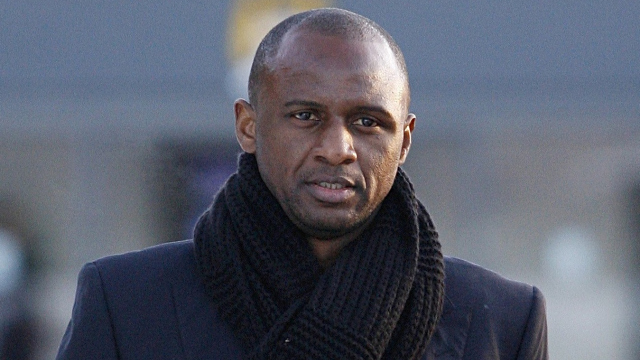 Vidéo: Patrick Vieira s' est converti à l'Islam.. émouvant, Regardez!!