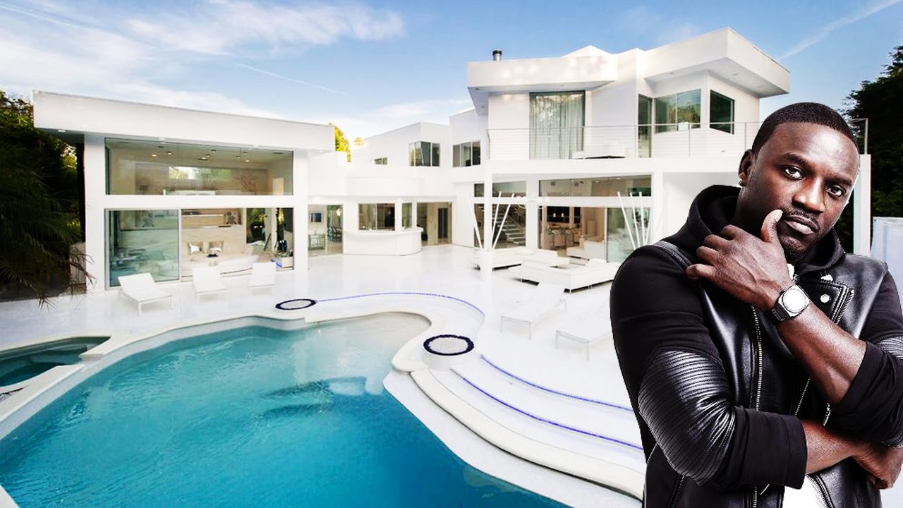 Un petit tour dans la superbe villa d’Akon en intérieur et extérieur