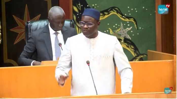 Assemblée nationale: Abass Fall interpelle Aly Ngouille Ndiaye sur les ...
