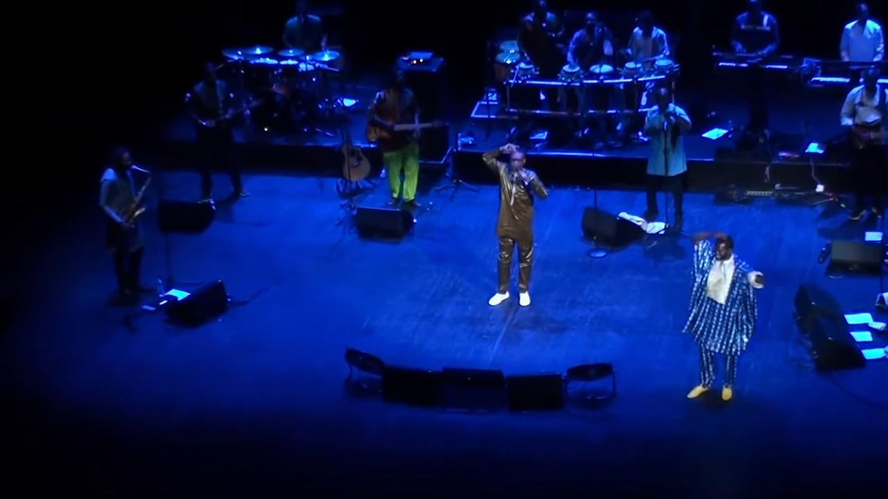 Live de Modène : Quand Youssou Ndour fait danser tout le monde ....